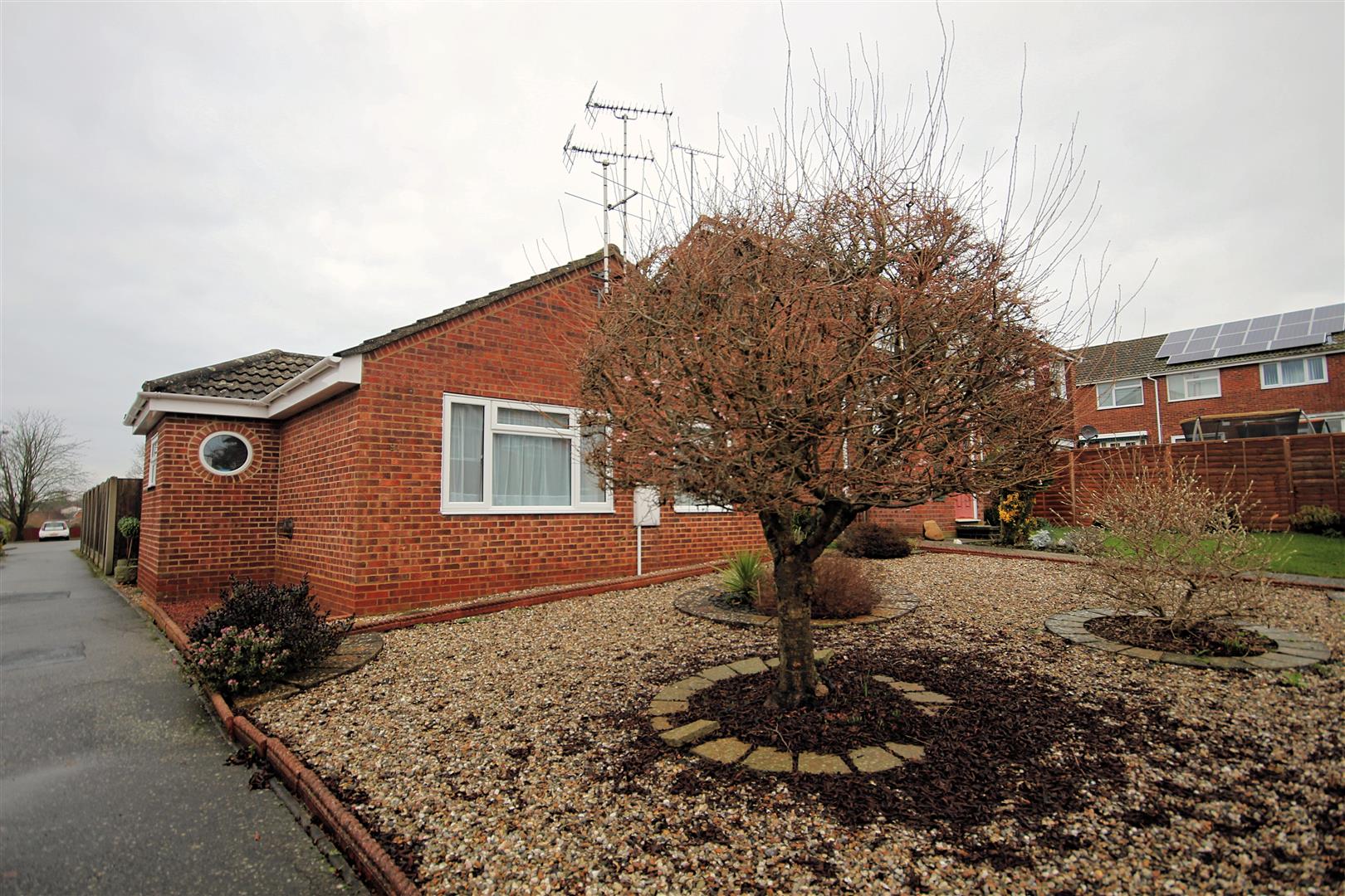 29353087 Nether Court, Halstead - Branocs Estates